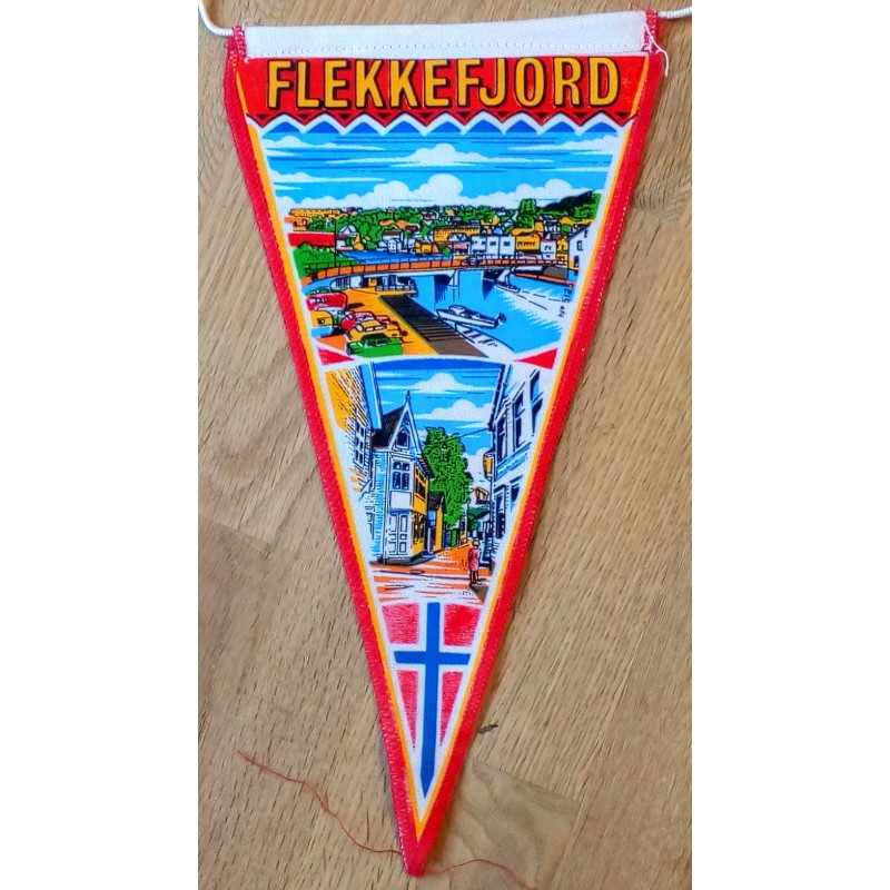 Vimpel: Flekkefjord - O'Briens Retro & Vintage